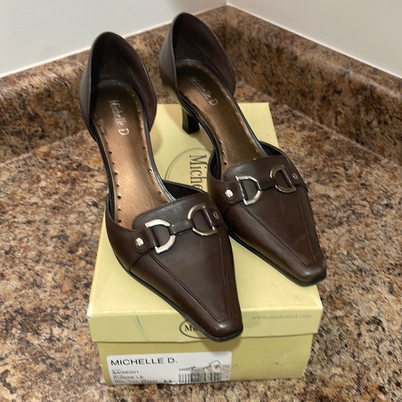 Michelle D | Shoes | Michelle D Chocolate Brown Heel | Poshmark